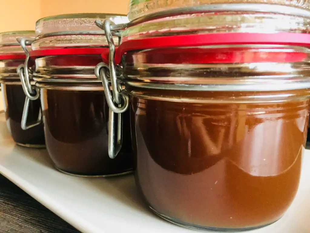 Dulceata de lapte / Dulce de leche / Confiture de lait - Chef Nicolaie ...