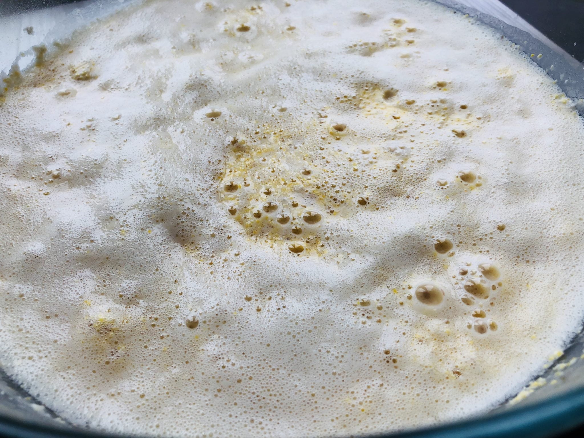 Pita de mălai, mălai copt sau mălai dulce, reteta tradițională din ...