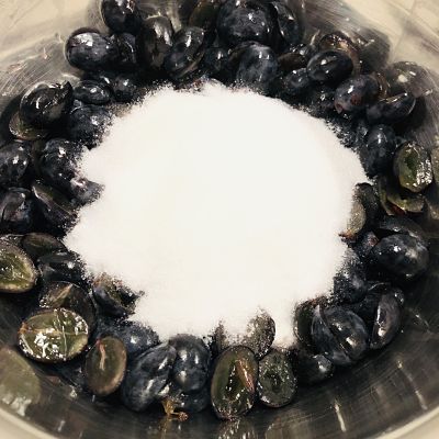 Dulceață de struguri negrii din numai 3 ingrediente și fără conservanți ...