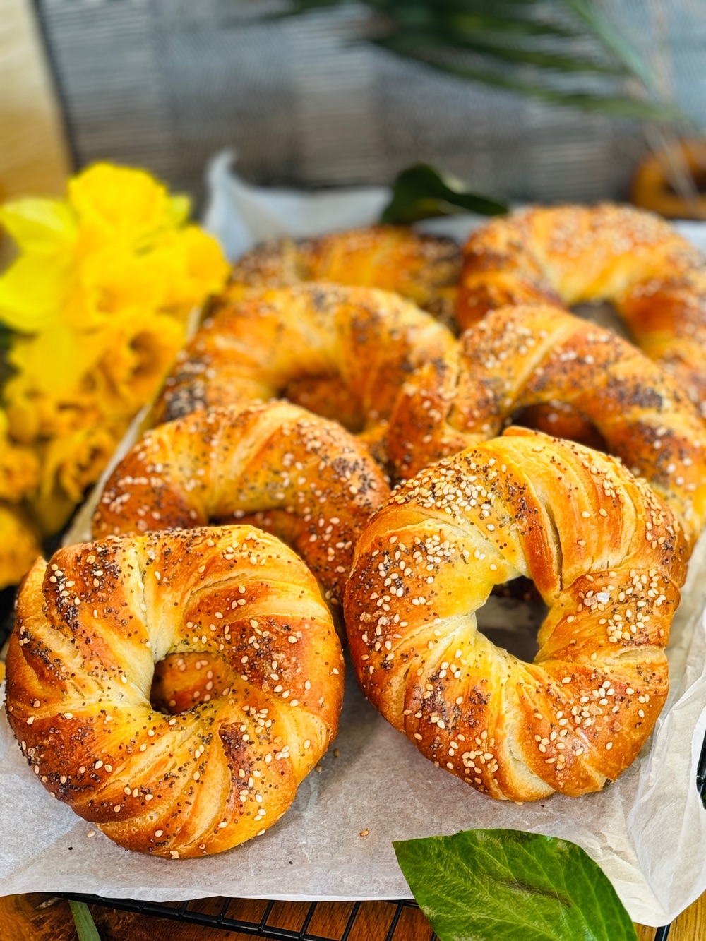 Covrigi cu unt fără frământare fragezi Foarte ușor de flpregatut