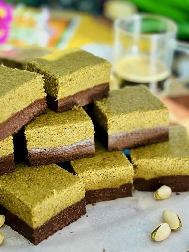 Ciocolată de casă Dubai cu fistic ciocolata perfectă