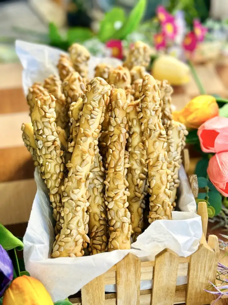 Grisine cu semințe de floarea soarelui Simple dar gustoase