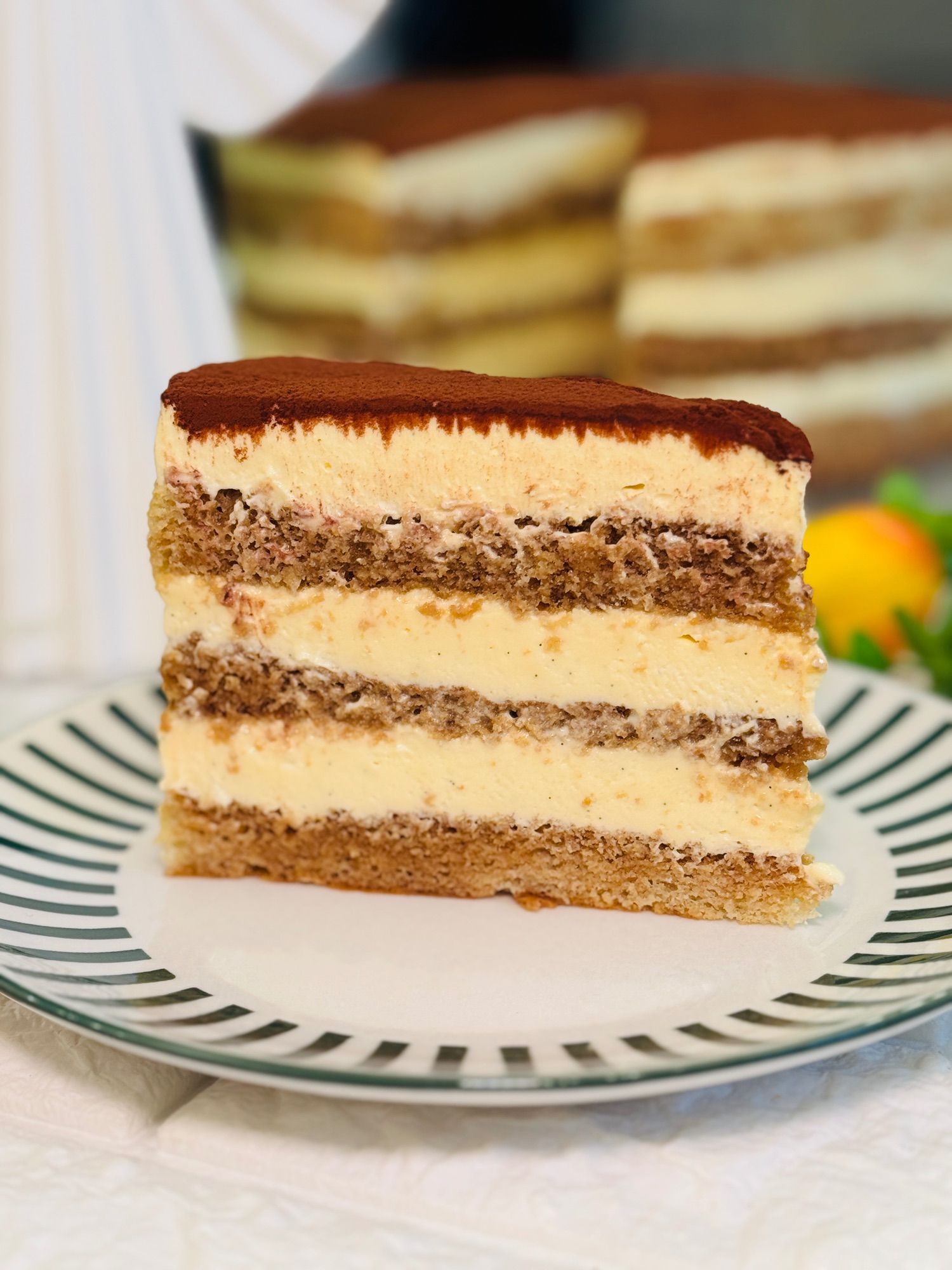 Tort Tiramisu cu cremă de mascarpone cu vanilie delicios