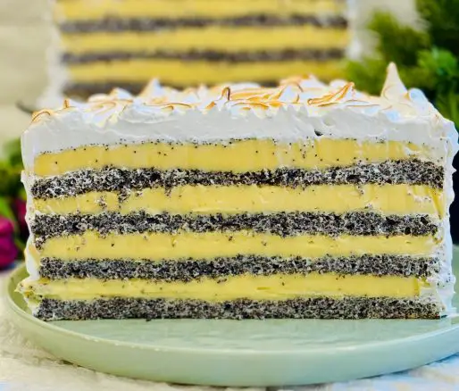 Tort cu mac și cremă de vanilie - Chef Nicolaie Tomescu